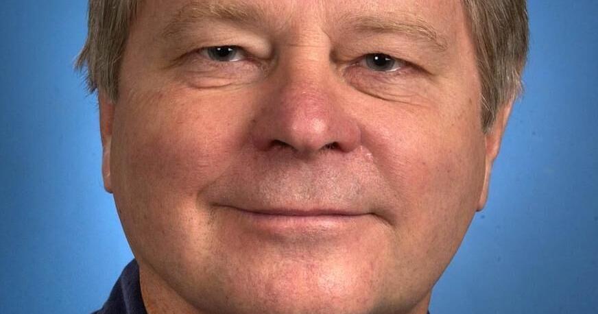 ‘One of the finest journalists of his generation’: Longtime reporter ...