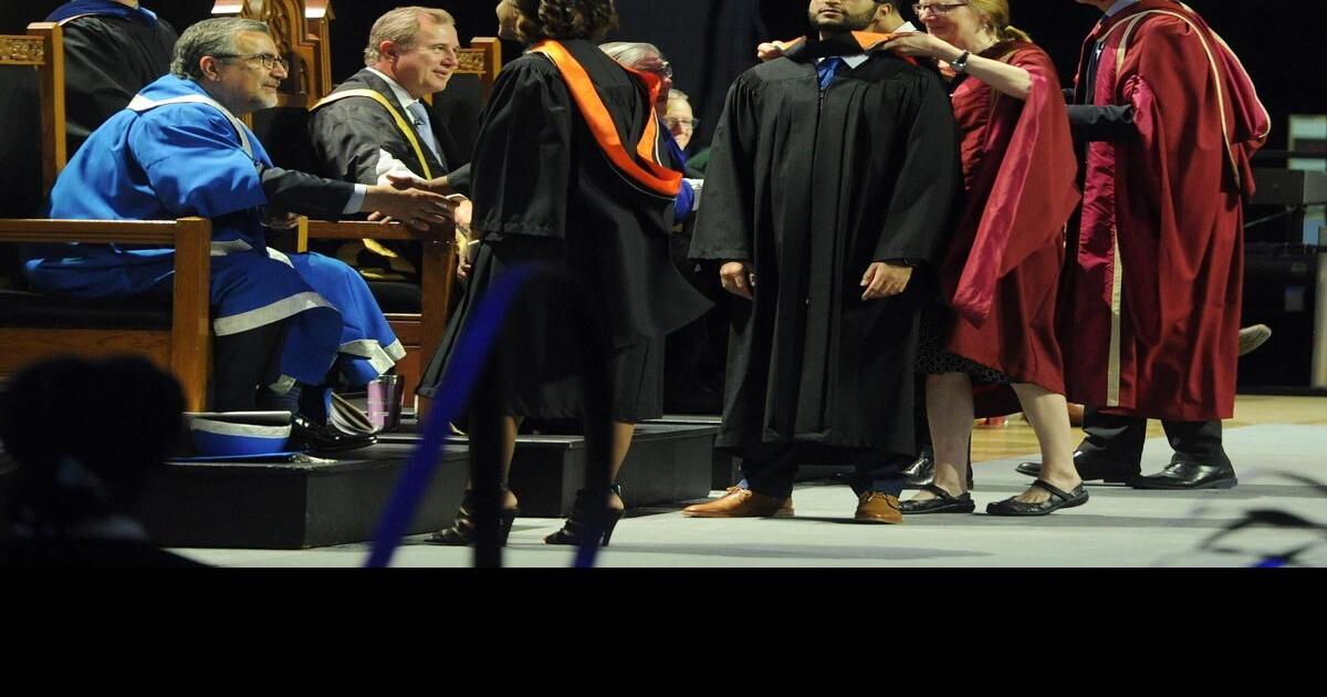 UWaterloo, Laurier move to in-person graduation