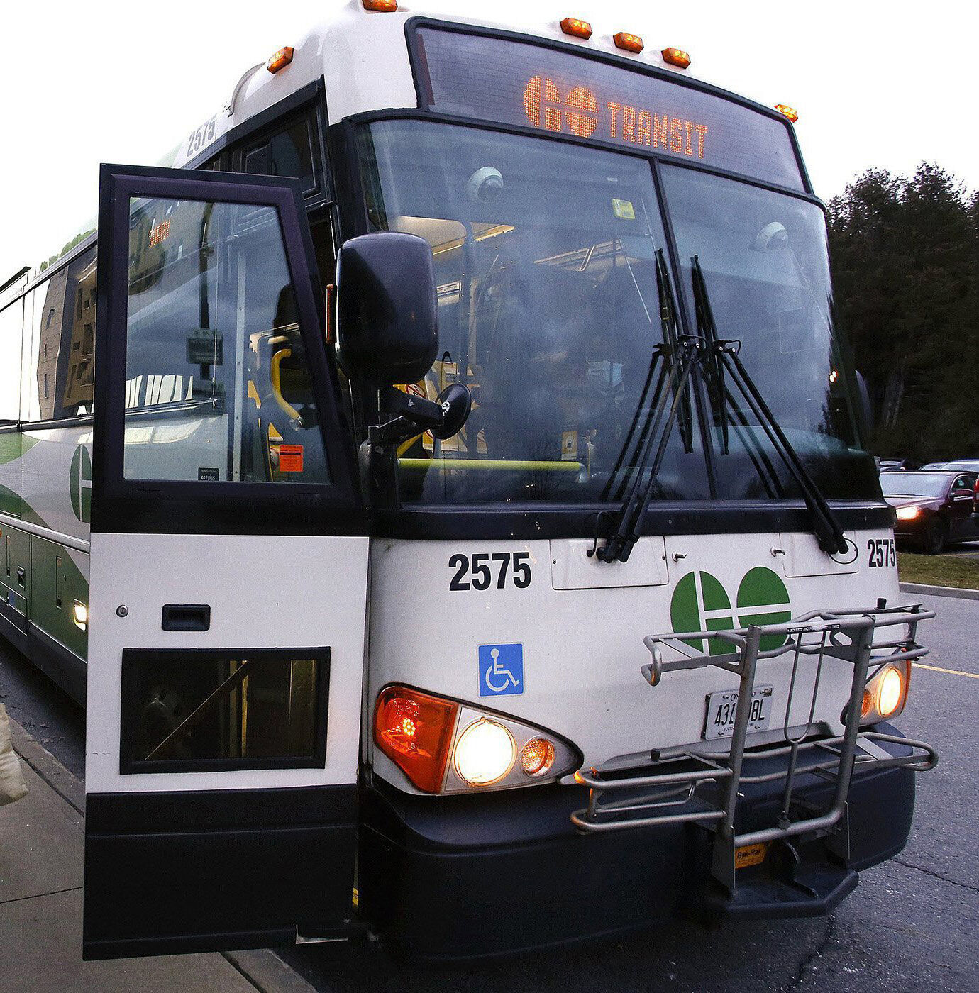 GO bus driver charged after crash with SUV in Guelph