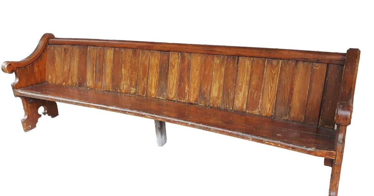 This Old Thing: Pews Popular For Home Comfort