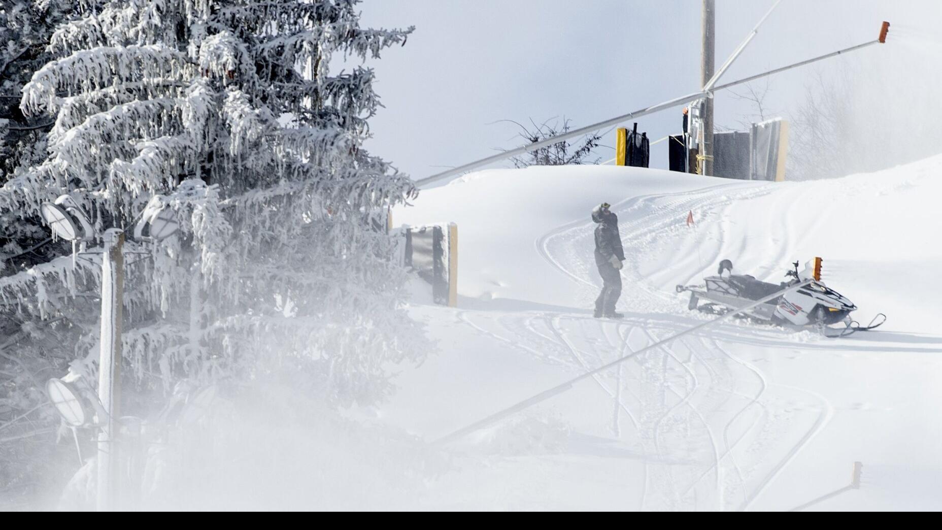 Chicopee ski hill in Kitchener opens for the season
