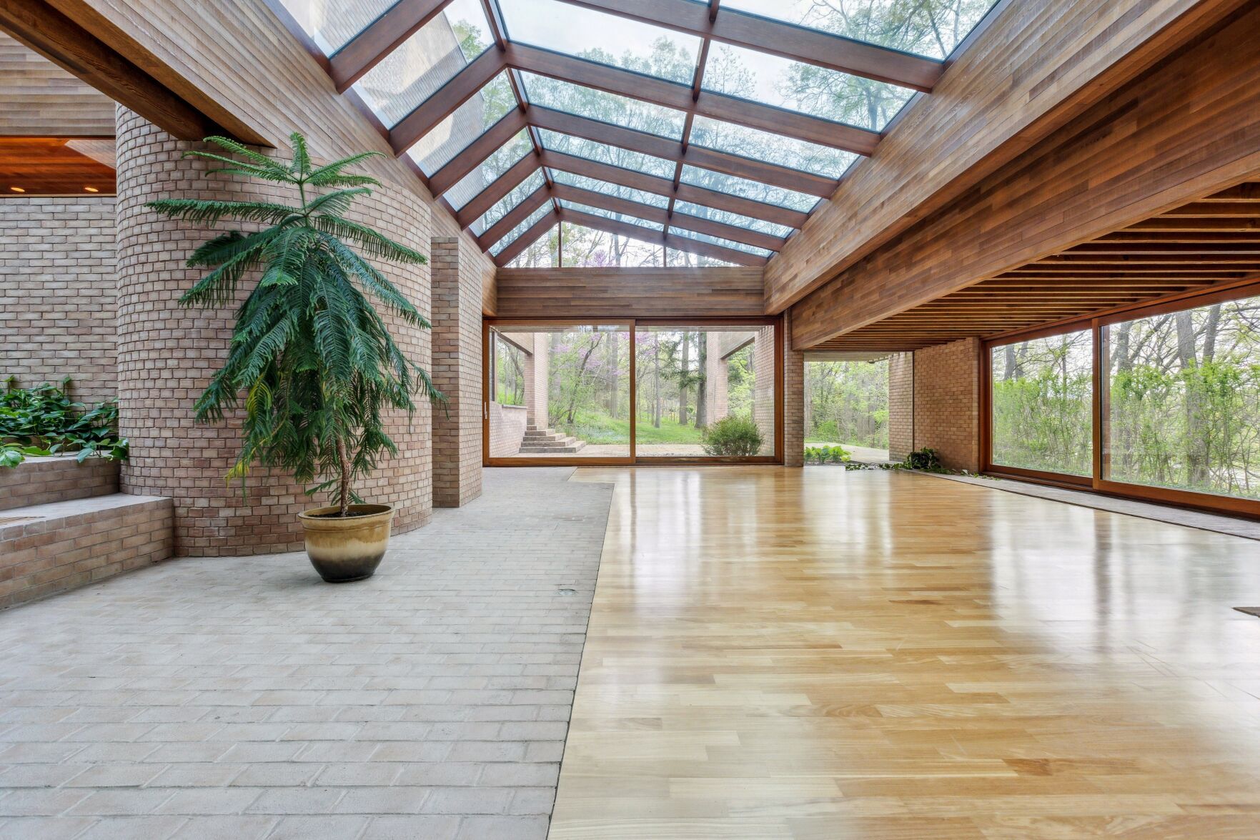 Rare Erickson ‘Signature Collection’ home seeks new owner