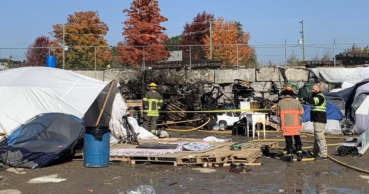 No injuries reported after Kitchener encampment fire