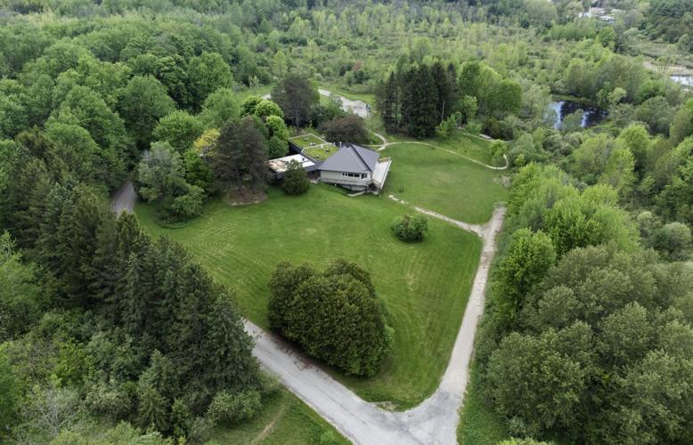 Laurel Creek Nature Centre stays in public hands after vote