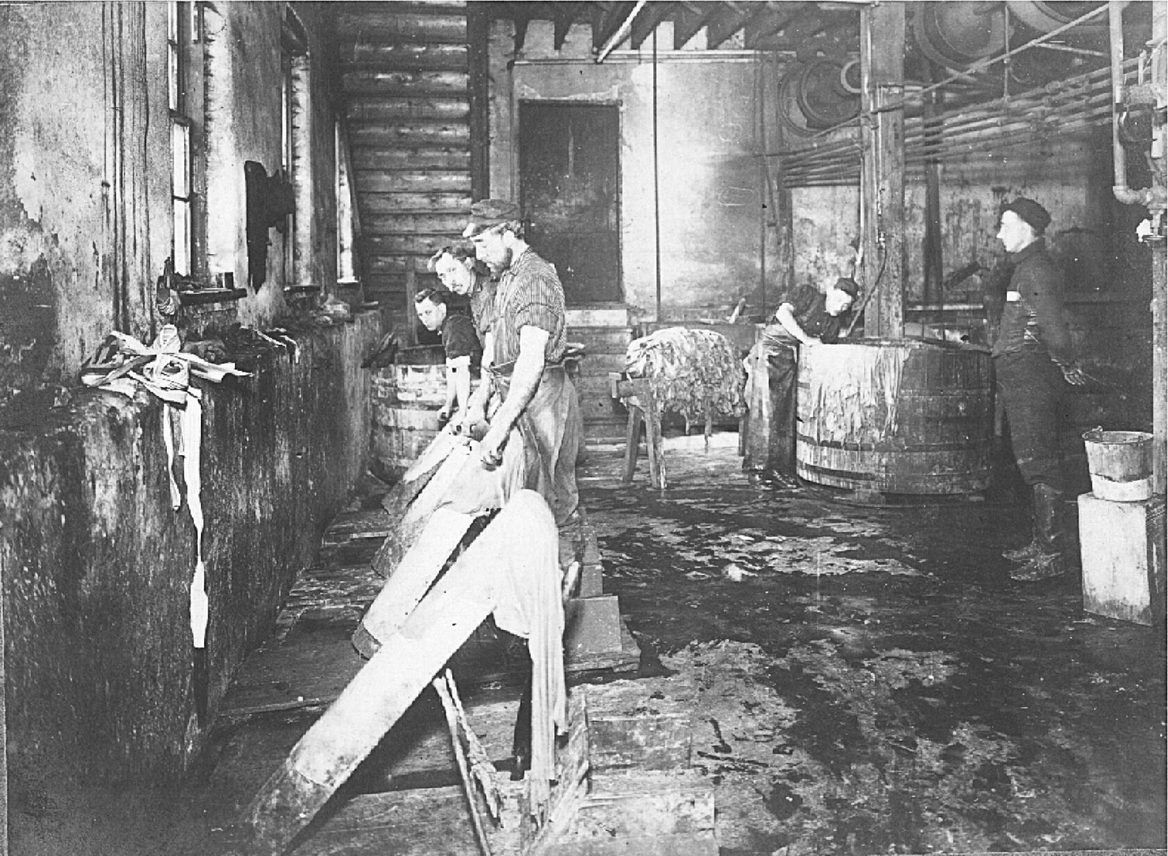 Kitchener’s factory workers from a century ago