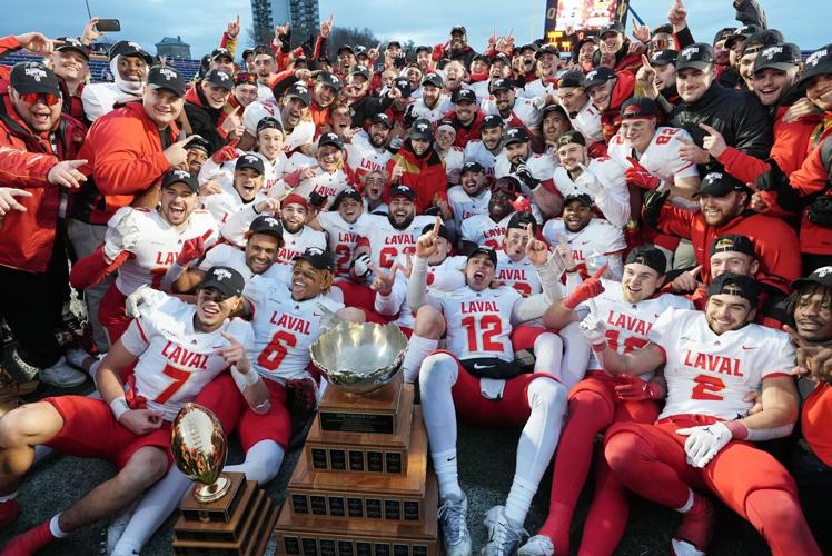 Vanier Cup heartbreak for Laurier Golden Hawks