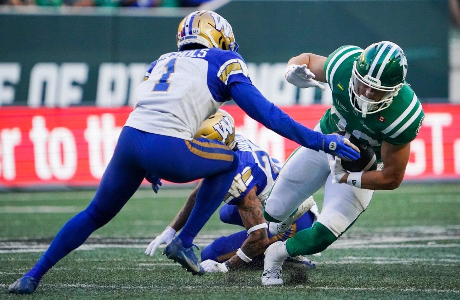 Blue Bombers re-sign star receiver Demski, veteran defensive back Nichols