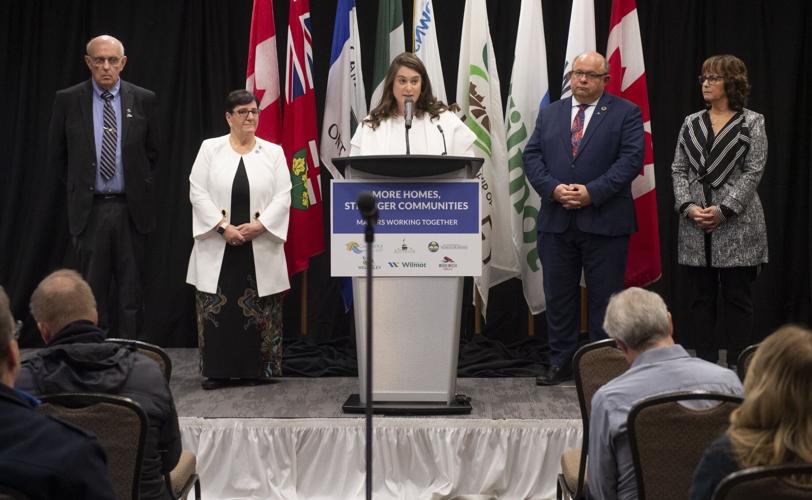 Mayors aim to downsize Waterloo regional government