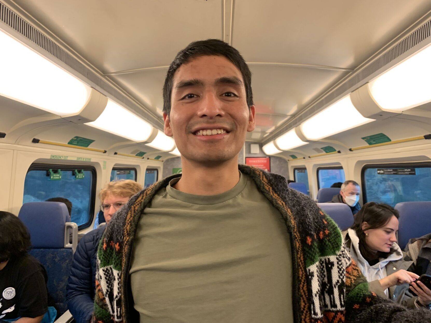 Kitchener sees hundreds ride weekend GO train to Toronto