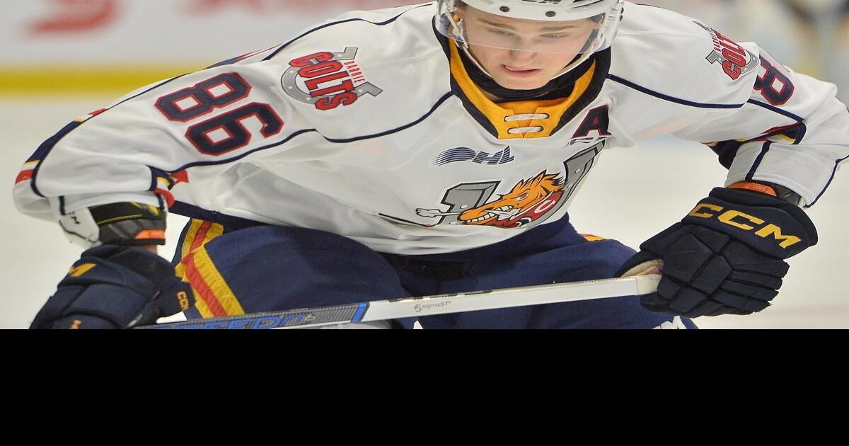 Baden’s Beau Akey inks three-year deal with Edmonton Oilers