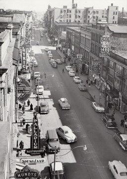 Downtown Kitchener in the mid-1930's : r/kitchener