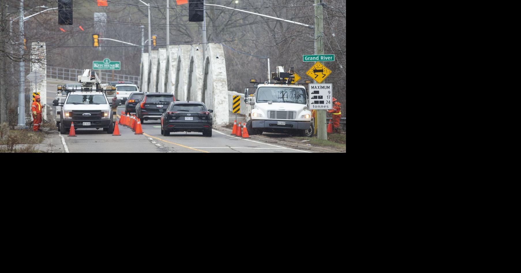 Snow plows to trigger traffic signals at Freeport bridge