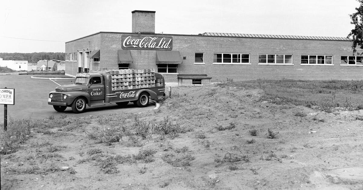 Flash From the Past: King Street East was Coke country in Kitchener