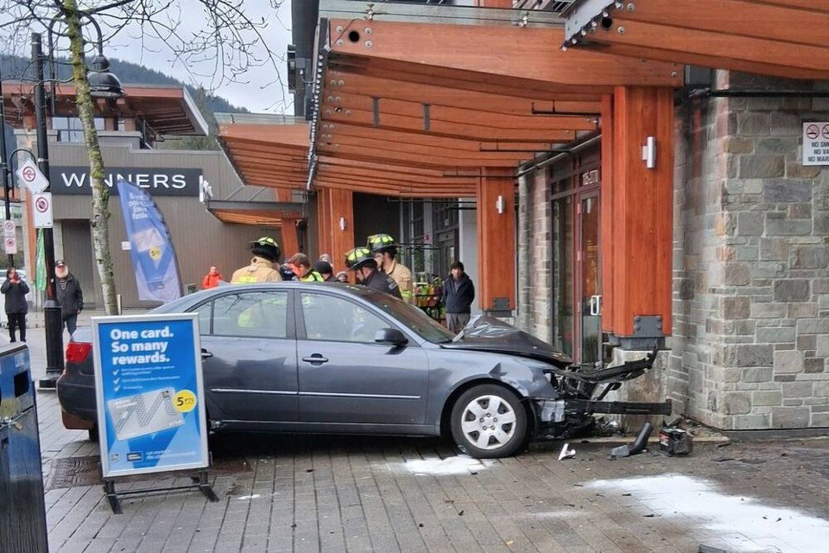 Car crashes into concrete post at North Vancouver shopping centre