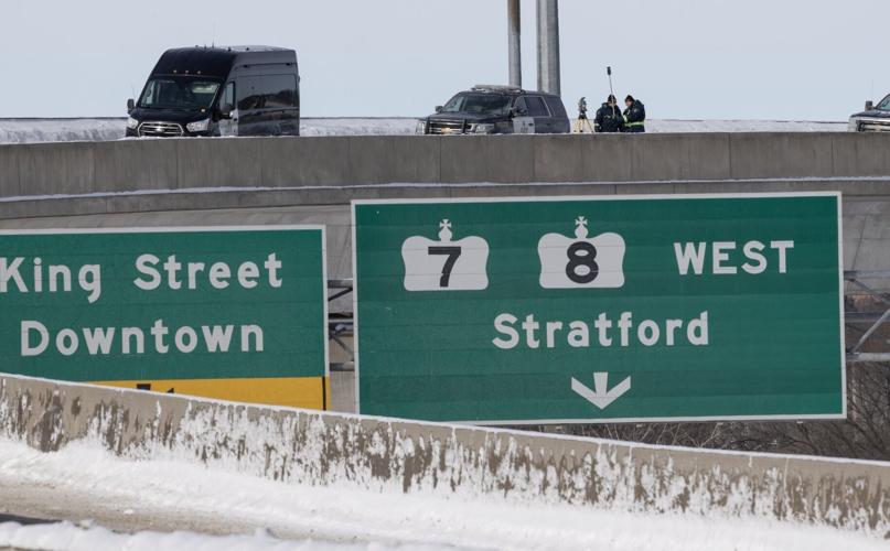 Vehicle plunges off Highway 7/8 flyover in Kitchener