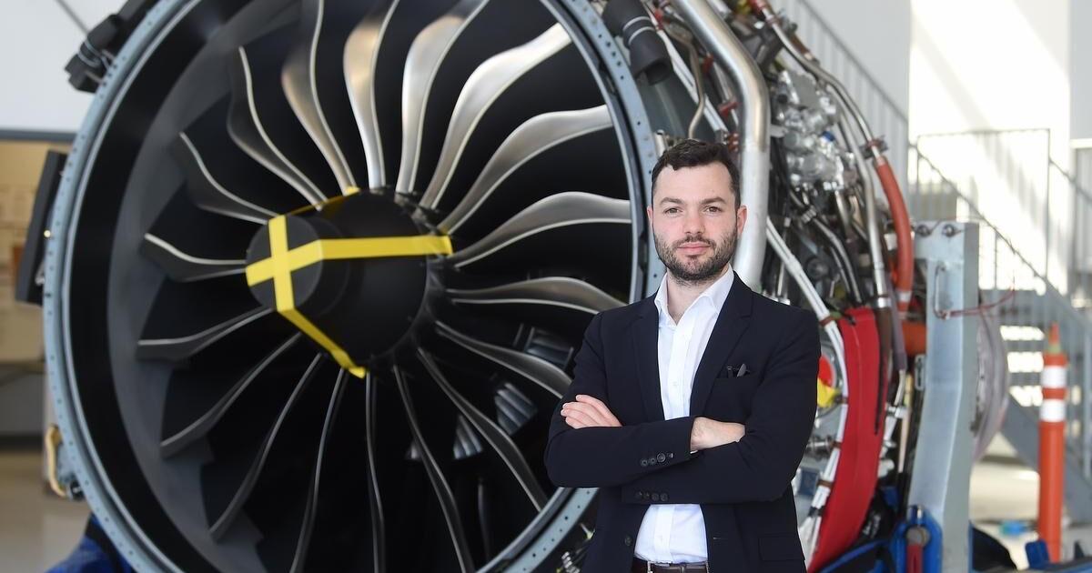 Flair pauses flights to Canadian cities from Waterloo Region