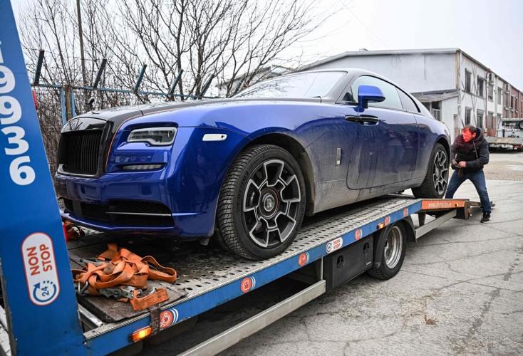 Andrew Tate’s luxury car fleet seized by Romanian authorities