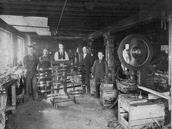 Kitchener’s factory workers from a century ago