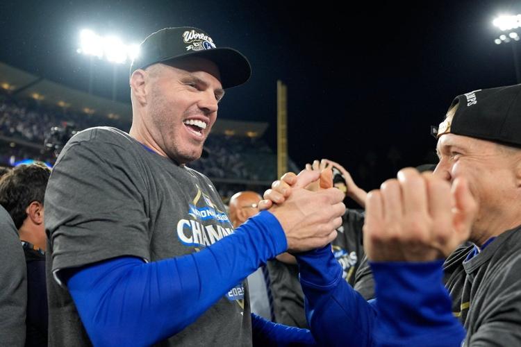 Freddie Freeman returns to Canadian roots as Dodgers face Blue Jays in ...