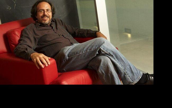 Lee Smolin pauses work with Perimeter due to Epstein