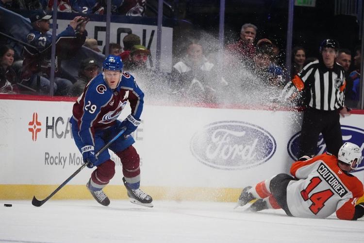 Tippett has 2nd career hat trick, Flyers beat NHL-leading Avs 7-3
