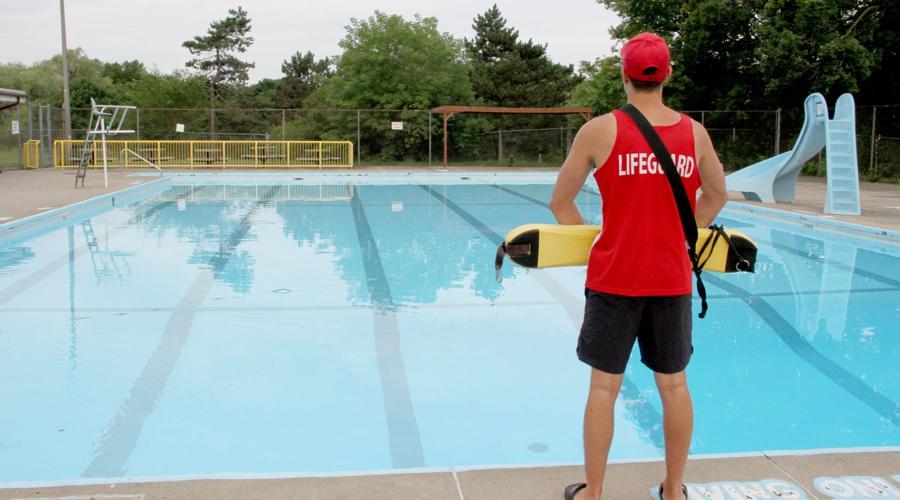 Fill up those decommissioned outdoor pools, says Mayor Jan Liggett