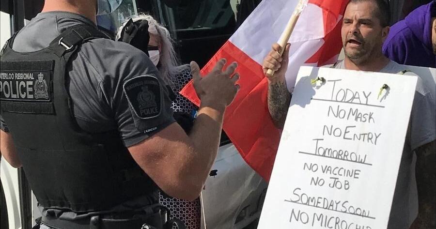 UPDATE: Angry crowd greets Trudeau in Cambridge