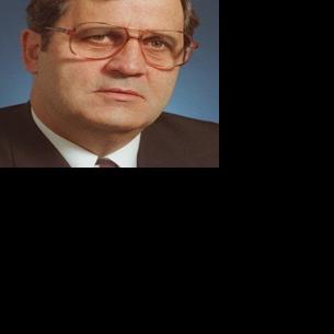 Mike Farnan, former Cambridge MPP and cabinet minister, dies