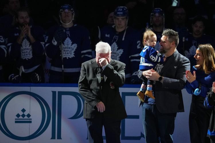 Leafs vs. Blackhawks: Auston Matthews’ tying goal sparks comeback