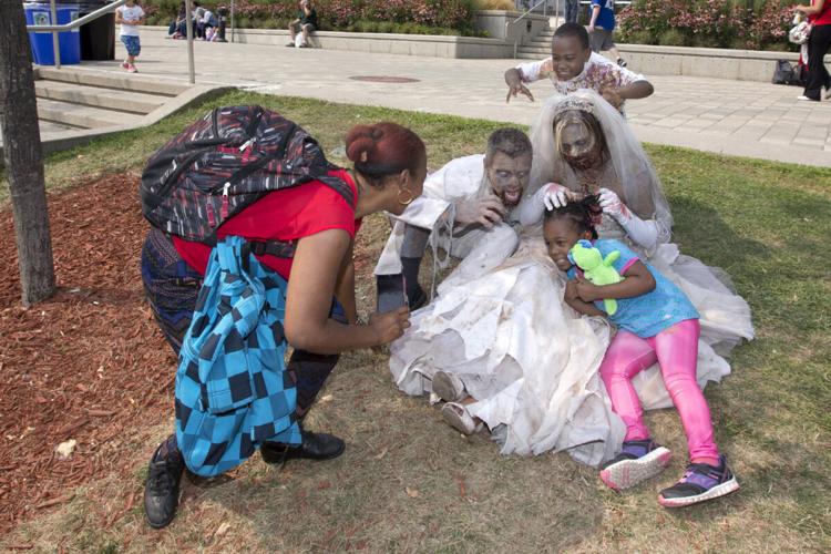 Mock funeral says goodbye to Toronto Zombie Walk