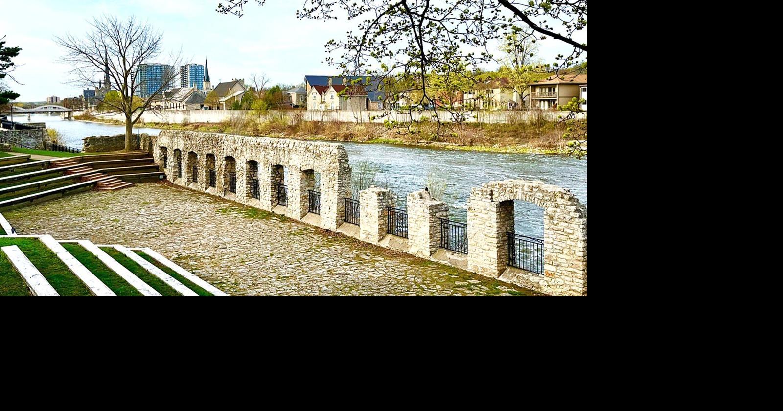 Fencing going up as Mill Race Park Amphitheatre in Cambridge closing