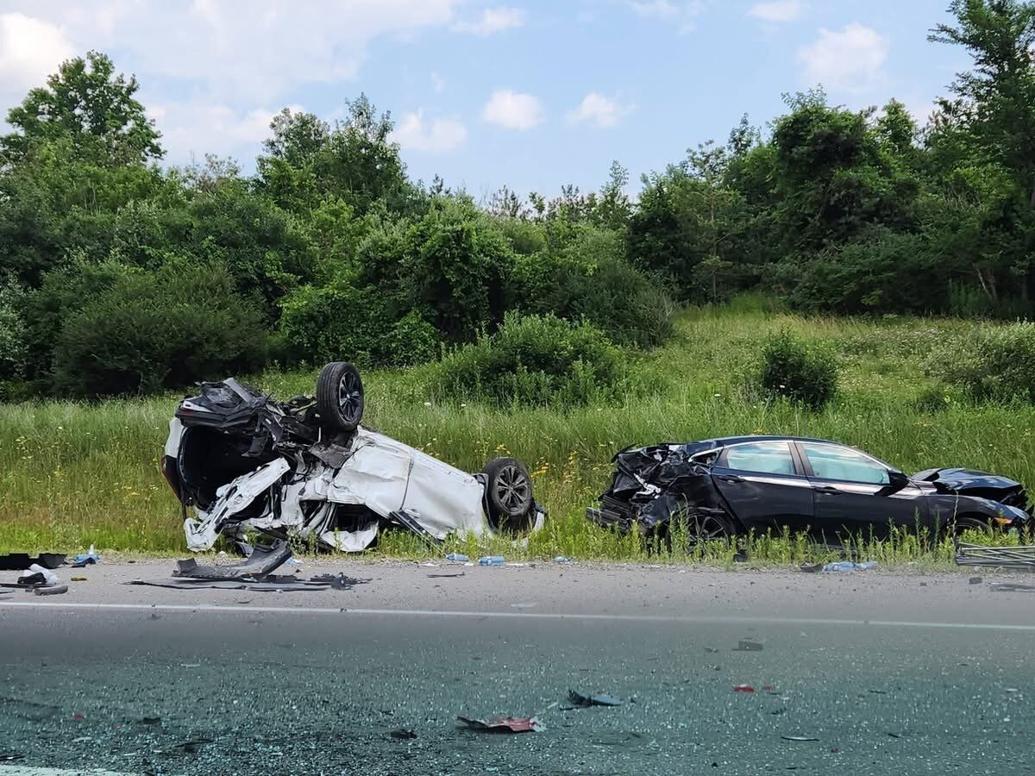 UPDATE: Highway 401 reopened in Cambridge after collision