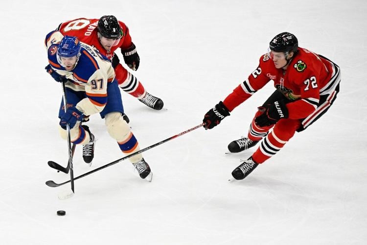 McDavid and Bouchard help the Oilers beat the Blackhawks 4-1