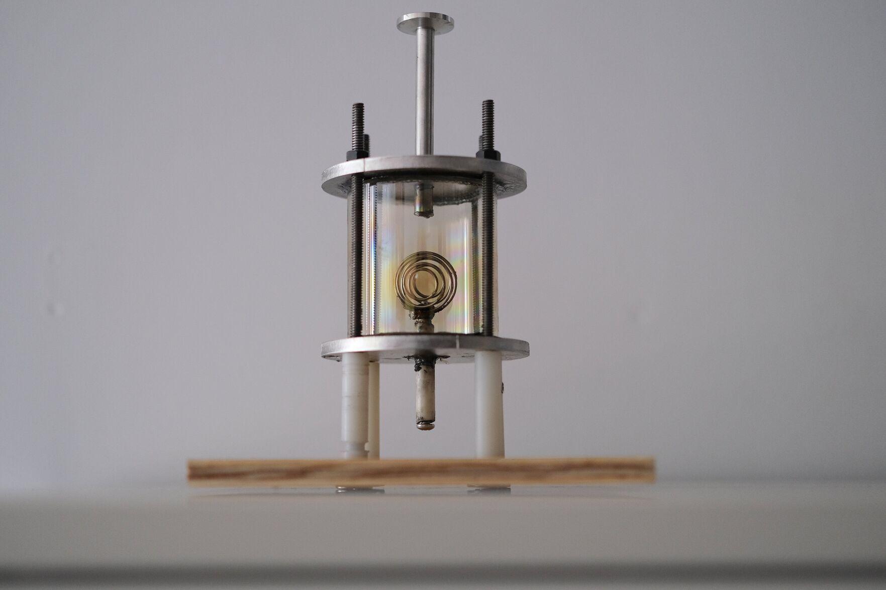 Student builds small nuclear reactor in bedroom using AI