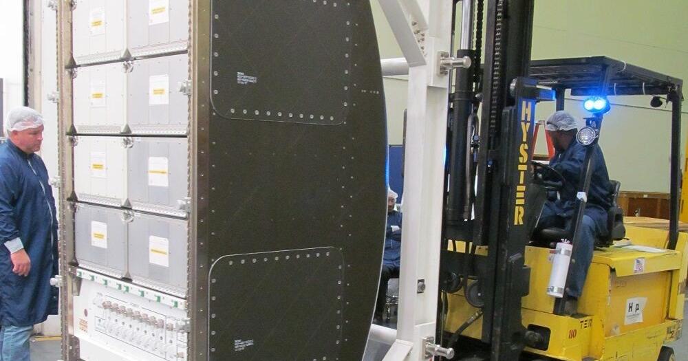 Versatile express rack arrives at Space Station | Military Scene ...