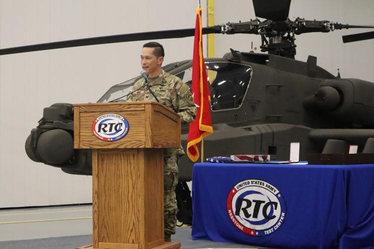 Former Apache pilot returns to command test center | Military Scene ...