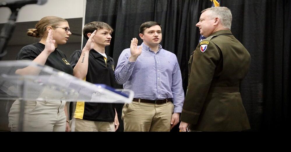 Senior commander inspires next generation of Soldiers | Military Scene ...