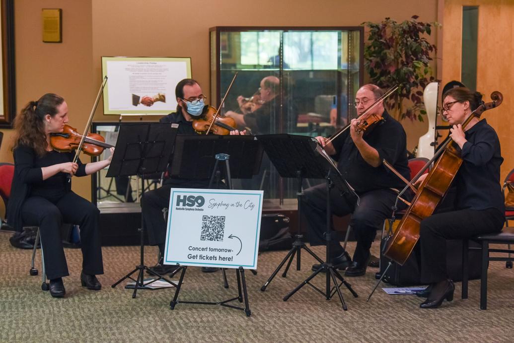 Symphony orchestra entertains lunch crowd at Java Cafe | News ...