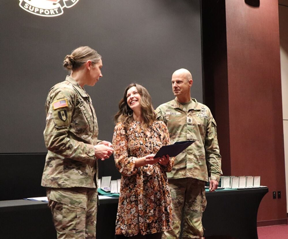 Garrison workers receive quarterly awards | News | theredstonerocket.com