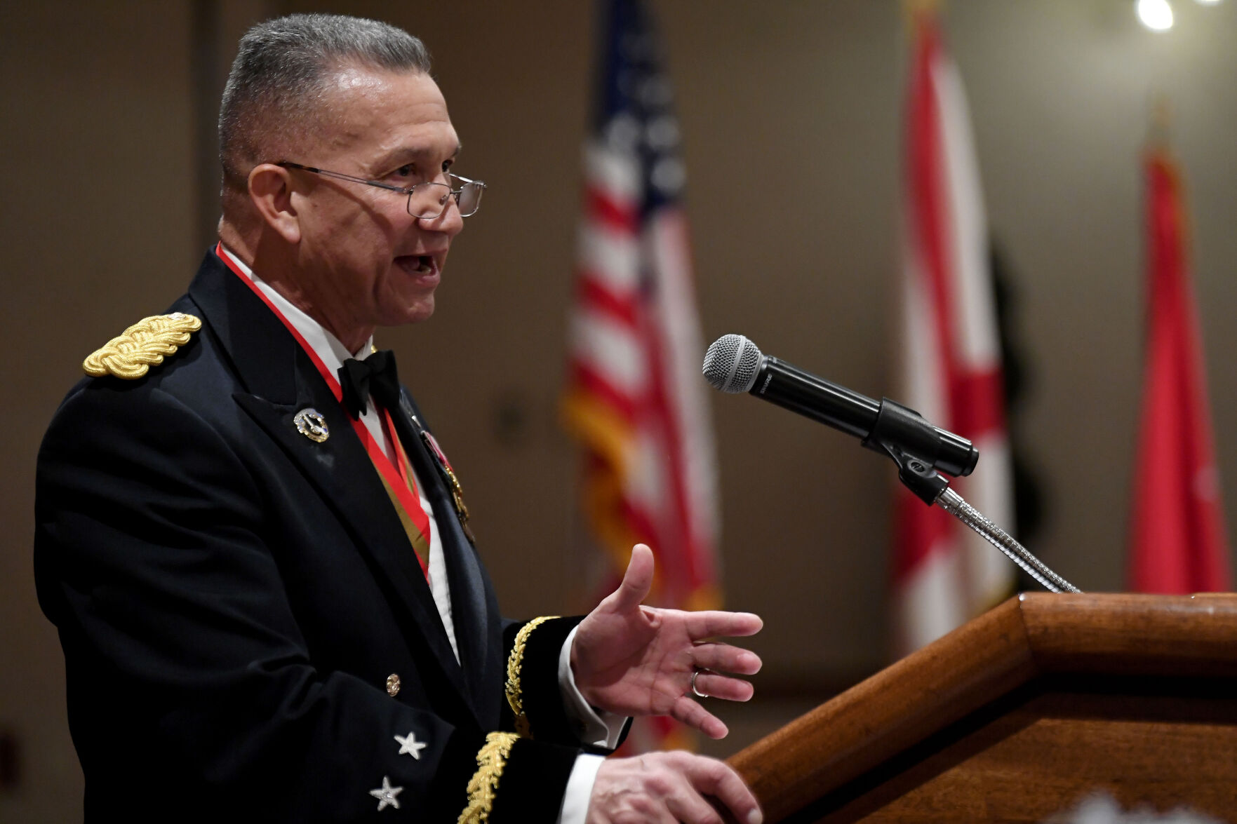 theredstonerocket.com | Published in the interest of personnel at ...