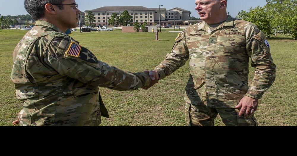 USASAC CG presents awards to SATMO personnel | | theredstonerocket.com