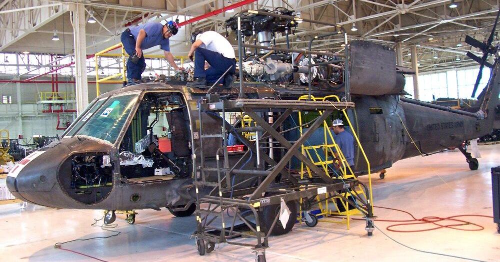 Logistics Center focuses on life cycle support, people | Military Scene ...