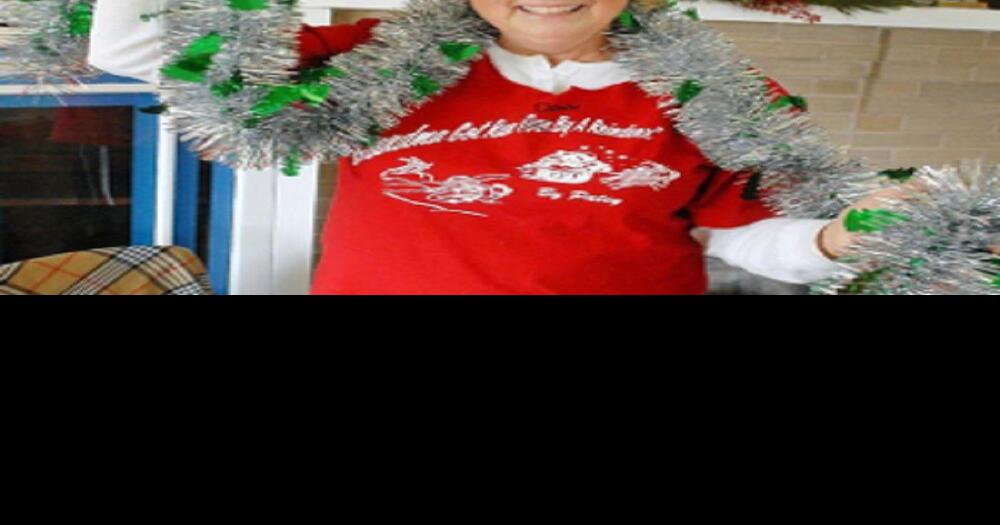 ‘Grandma’ singer still performing reindeer song | News ...