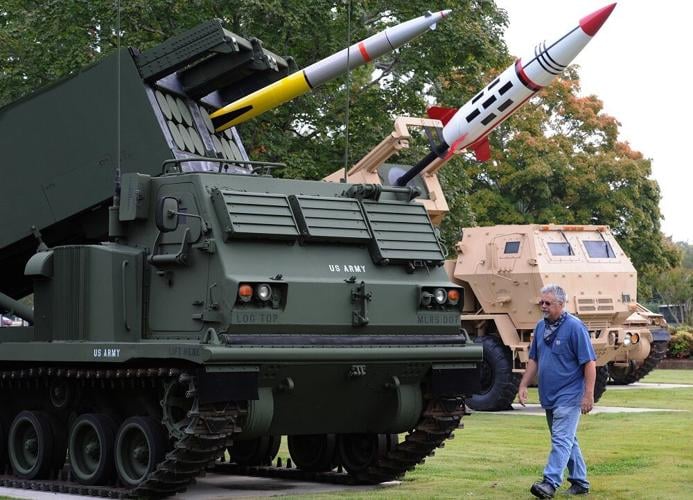 Static displays get facelift from maintenance team | Military Scene ...