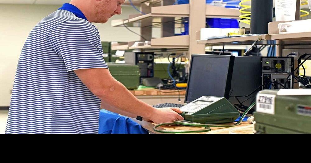 Calibration lab ensures effectiveness of gas masks | Military Scene ...