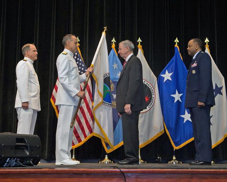 Leadership MDA 1 flags.jpg | | theredstonerocket.com