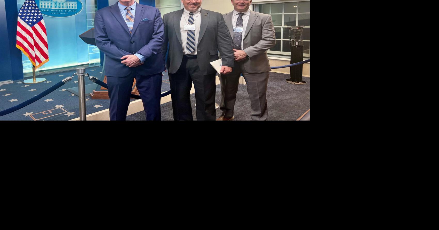 AMCOM intelligence branch receives presidential award | Military Scene ...