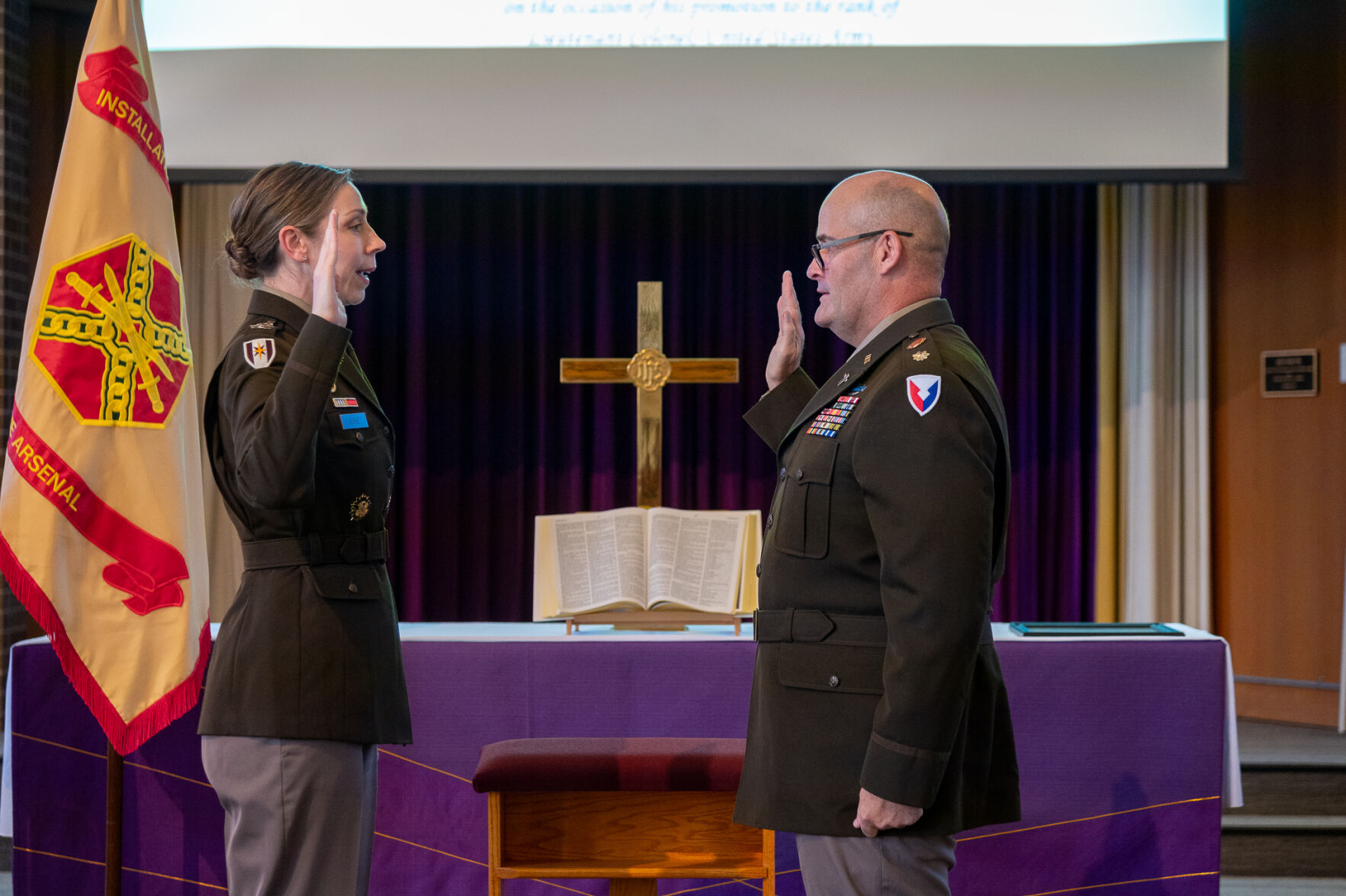 Light shines on newly promoted chaplain and family | Military Scene ...