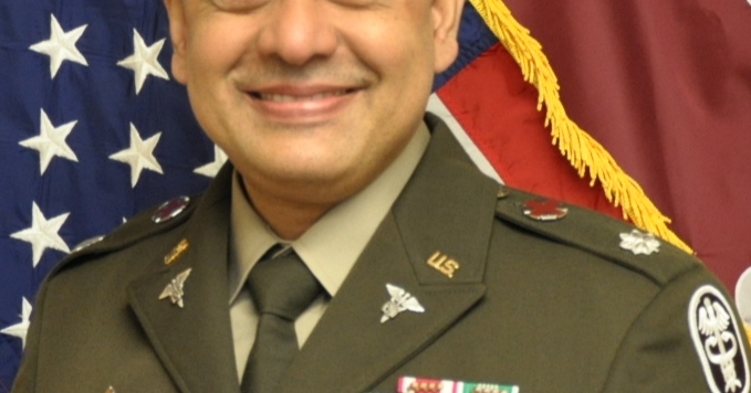 Health center’s departing commander recaps tenure | Military Scene ...