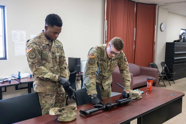 ROTC Weapons Training | Multimedia | theredstonerocket.com